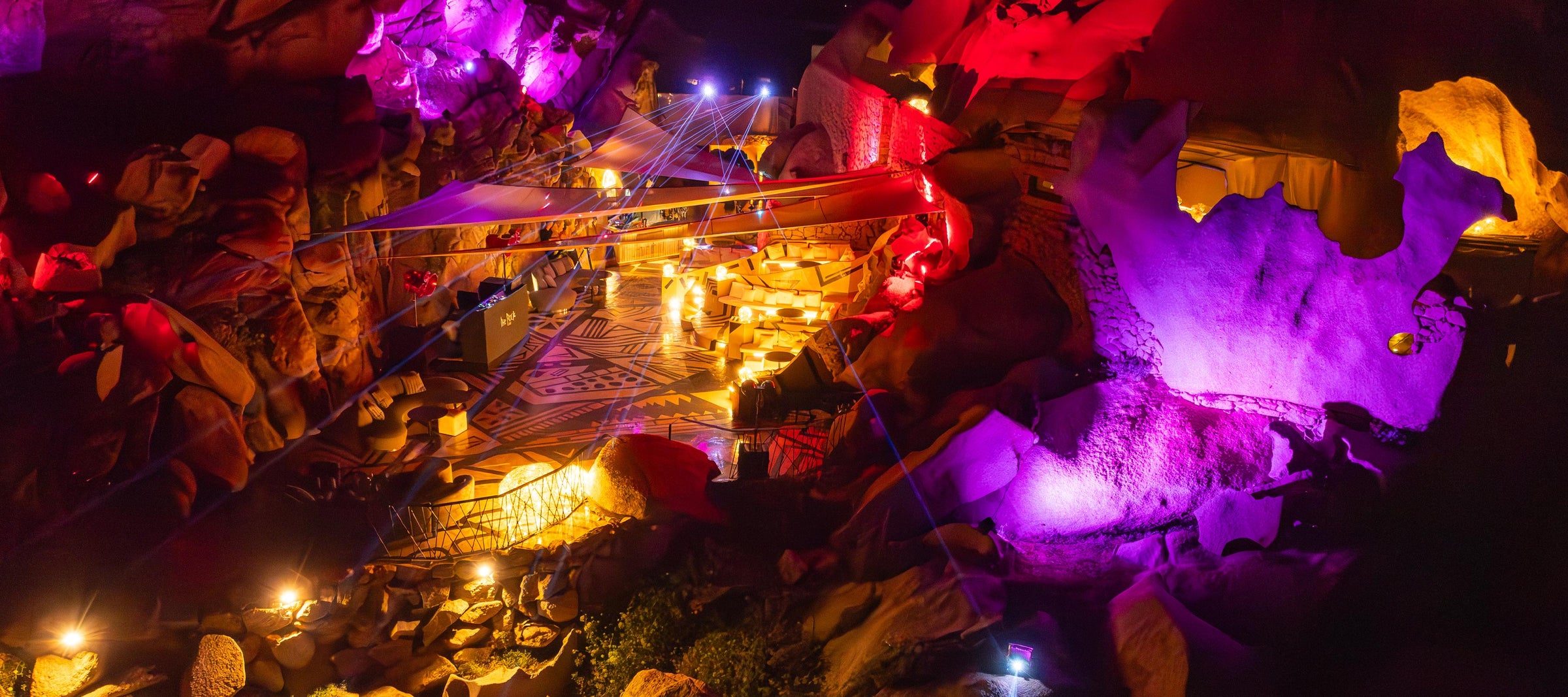Phi Beach: Night club a Porto Cervo - Costa Smeralda